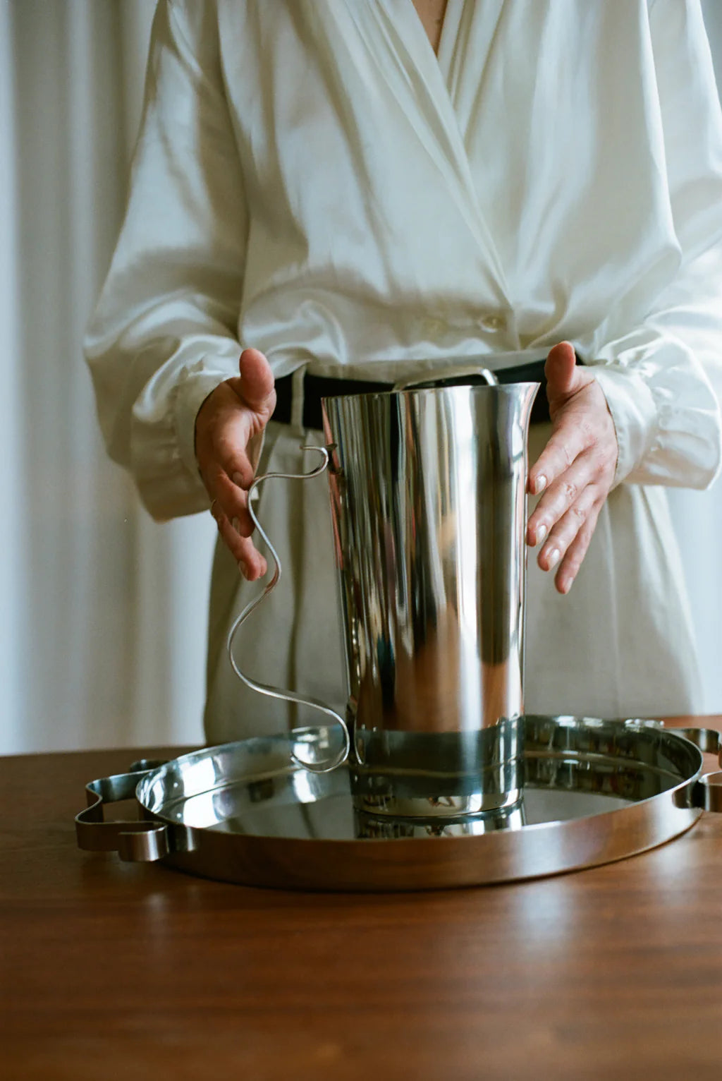 SQUIGGLE PITCHER – Ri-Ri-Ku
